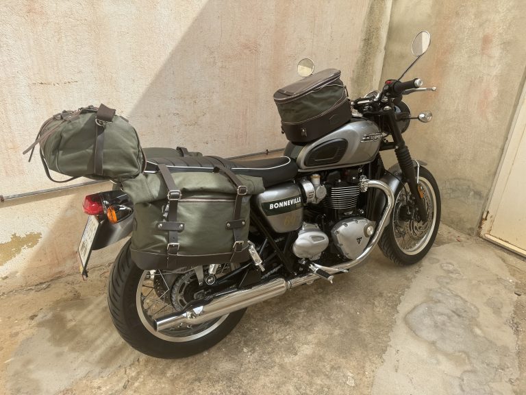 Full set Rear luggage carrier and racks chrome for saddlebags Triumph ...