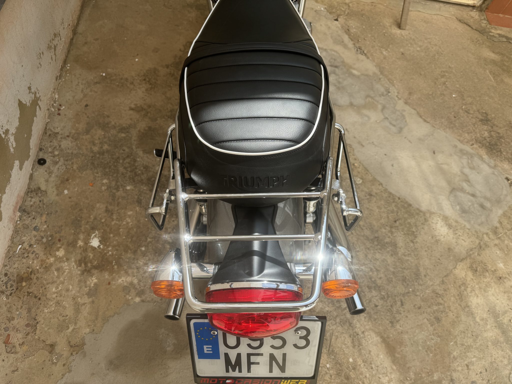 Rear luggage rack for Triumph Bonneville Chrome - La Poderosa Goods ...