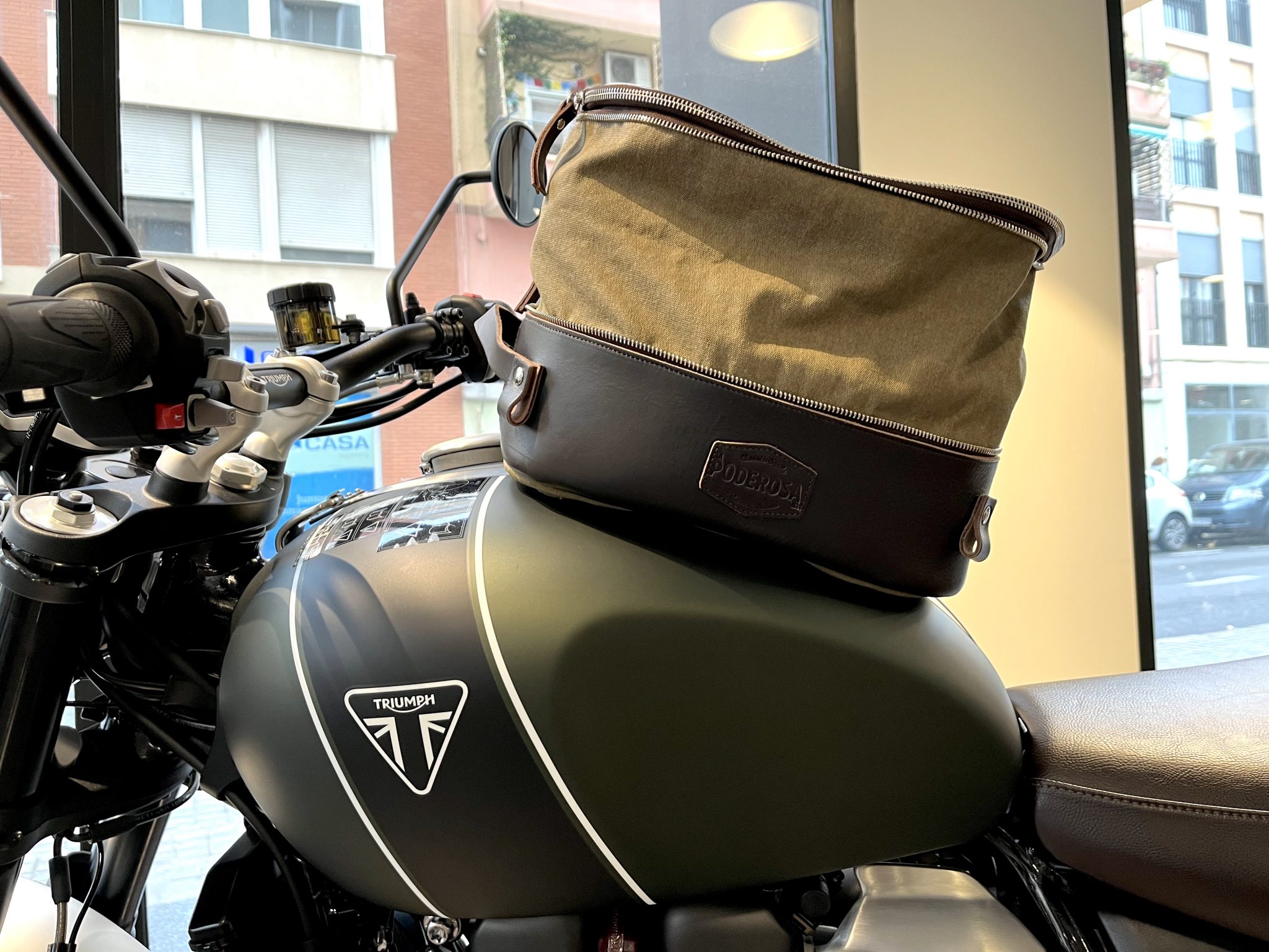 Fez 19L tank bag new model with magnets Safari Beige / dark brown ...