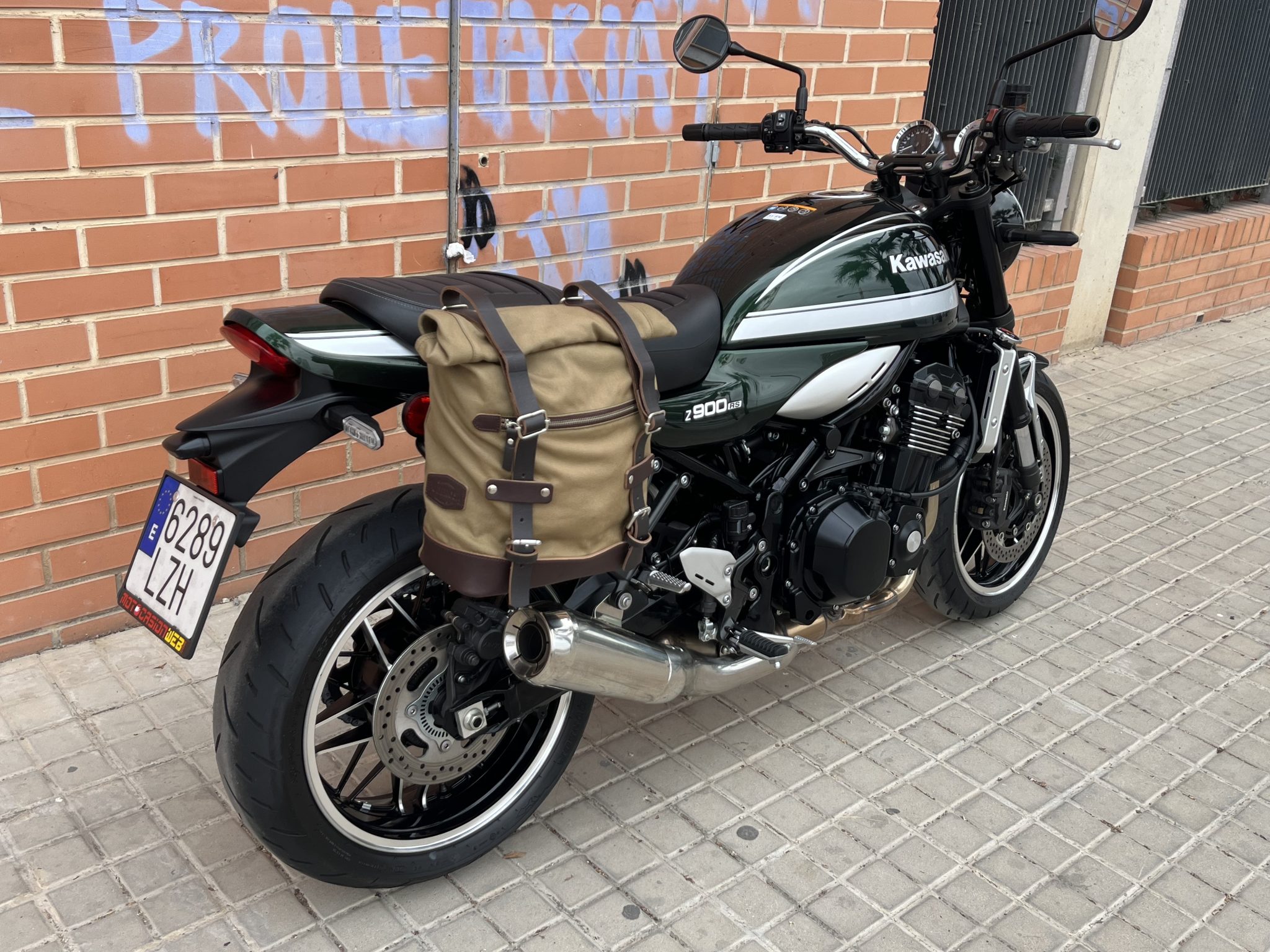 Saddlebag support (both sides) Kawasaki Z900RS satin black - La ...