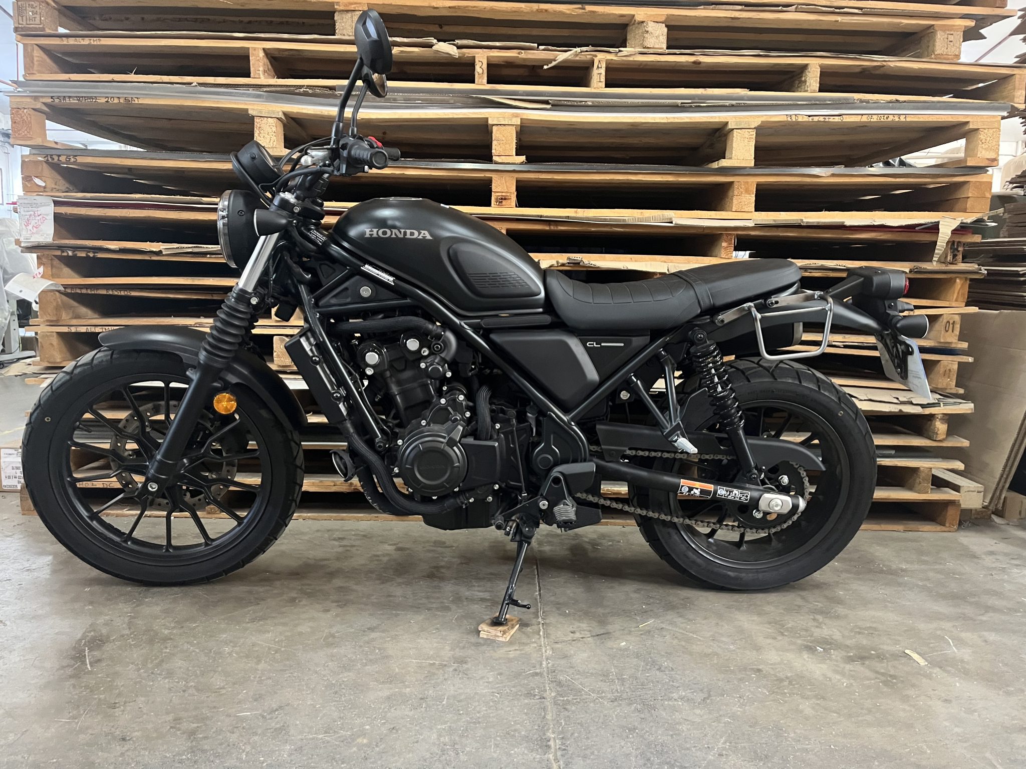 Saddlebag support Honda CL 500mScrambler Satin Black (left side) - La ...