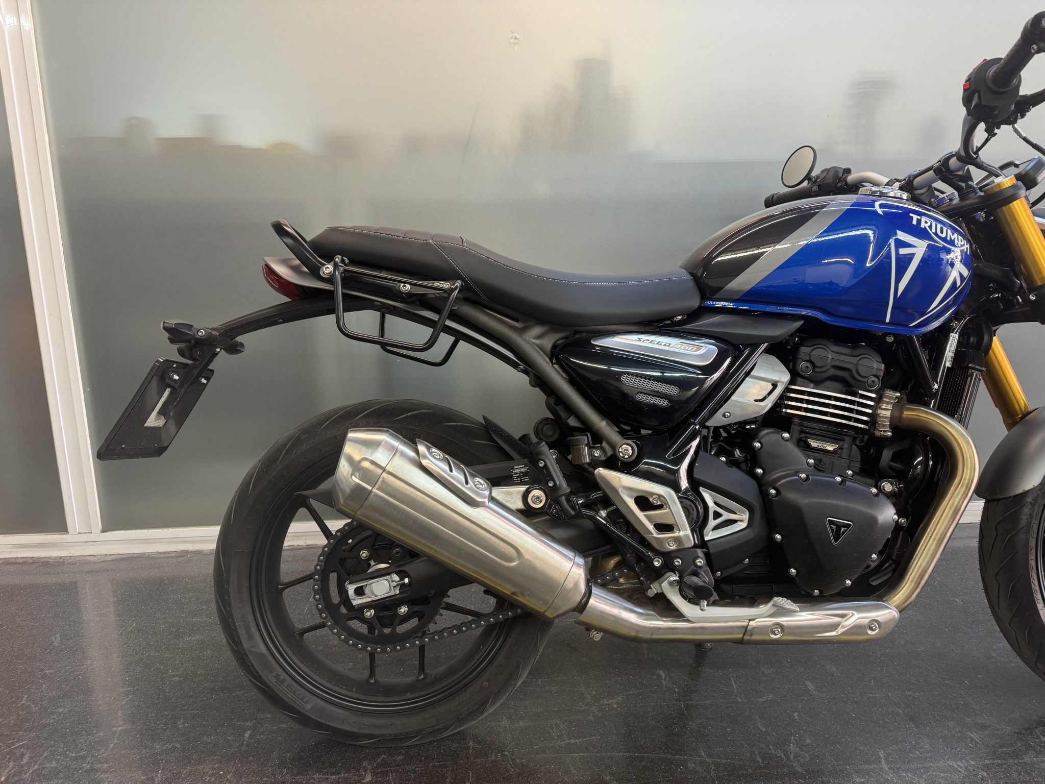 Saddlebag support Triumph Speed 400 Satin Black (both sides) - La ...